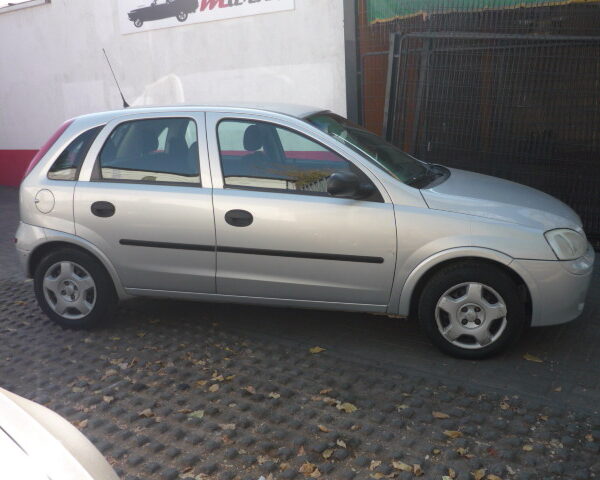 Index of /wp-content/gallery/chevrolet-corsa-evolution-2003/