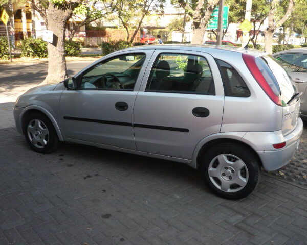 Index of /wp-content/gallery/chevrolet-corsa-evolution-2003/