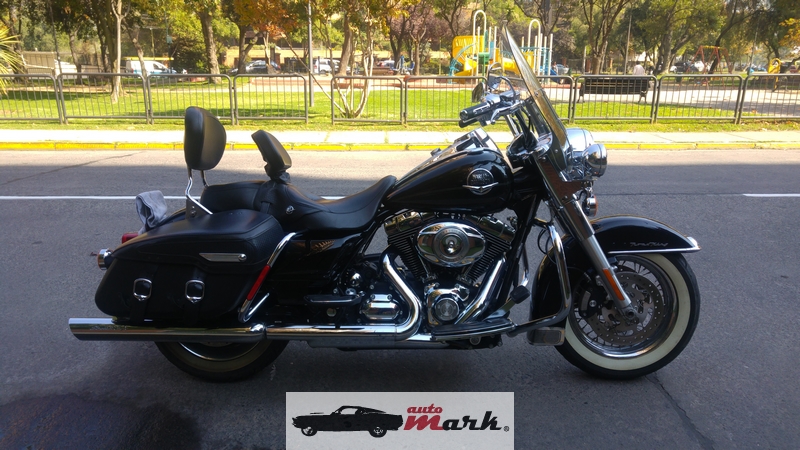 Index of /wp-content/gallery/harley-davidson-road-king-2011/