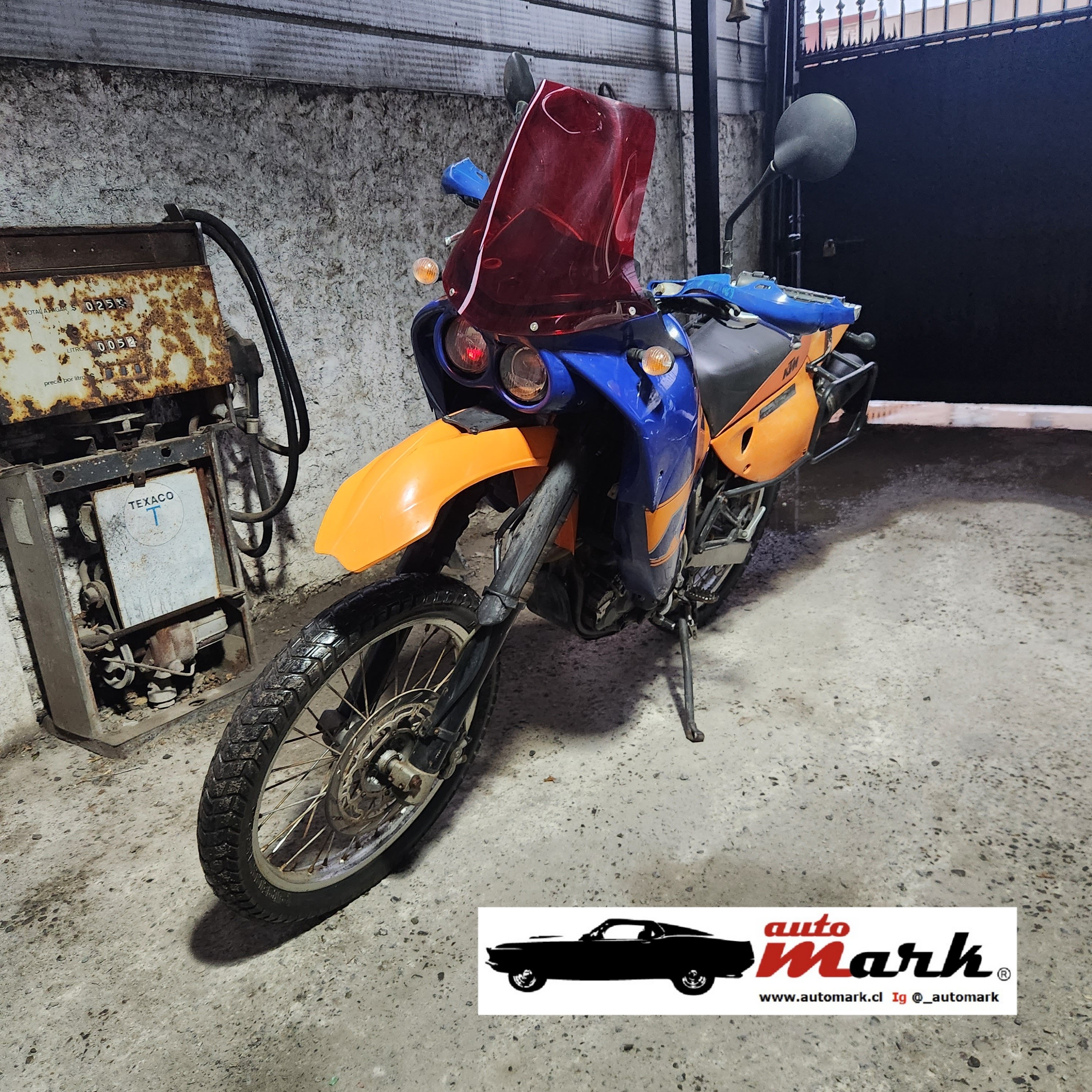 Index of /wp-content/gallery/ktm-640-aventure-2000/
